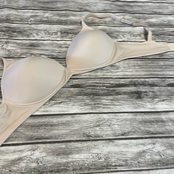 Warner's | Intimates & Sleepwear | Warners Wireless Bra | Poshmark